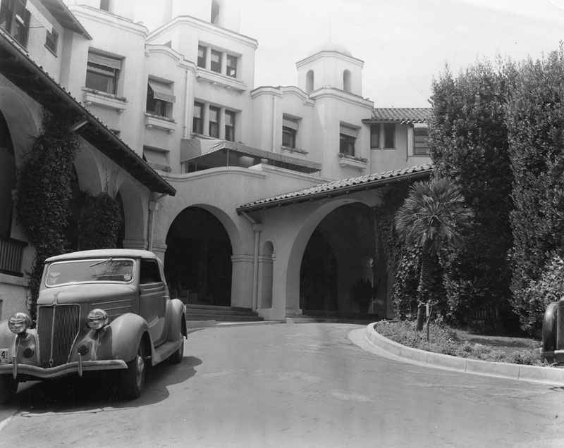 bh hotel – BEGUILING HOLLYWOOD