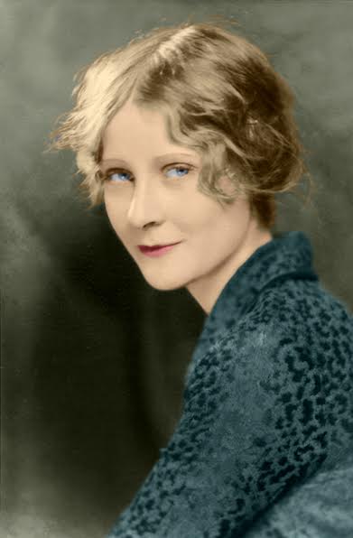 Peg Entwistle and the Hollywood Sign Suicide: A Biography — by James ...