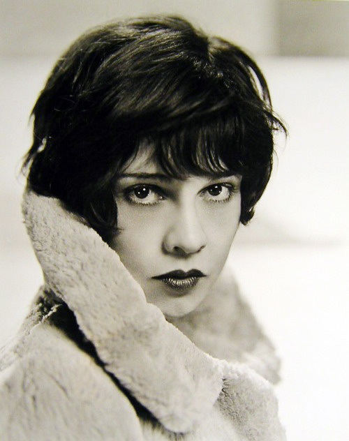 Anita Loos receives notes from William Faulkner, Aldous Huxley, and F ...