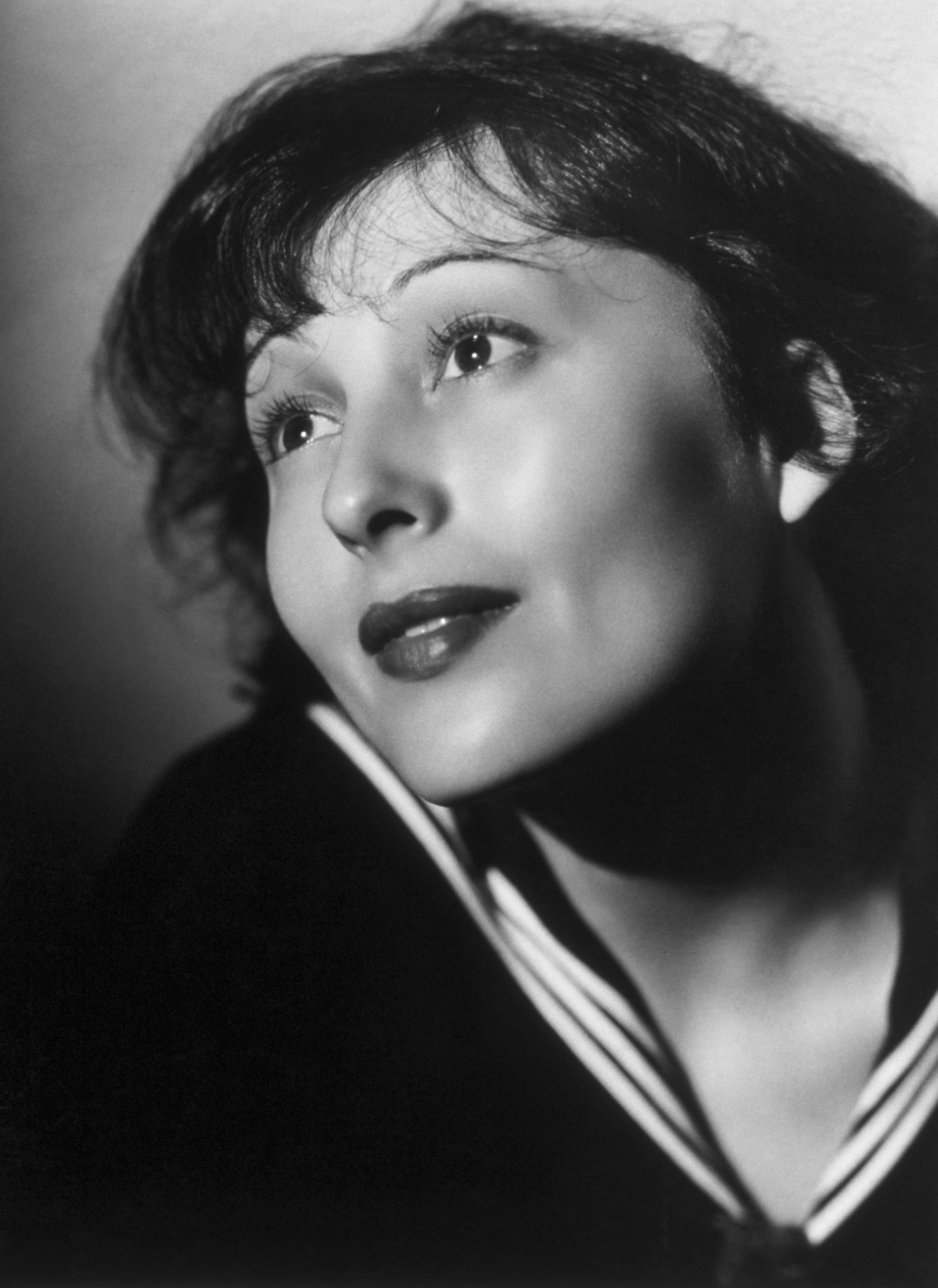 Luise Rainer, Award-Winning Actress, Dies at 104 – NYTimes.com ...