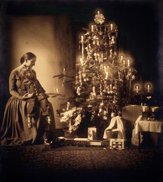 1927 rudolf koppitz – BEGUILING HOLLYWOOD