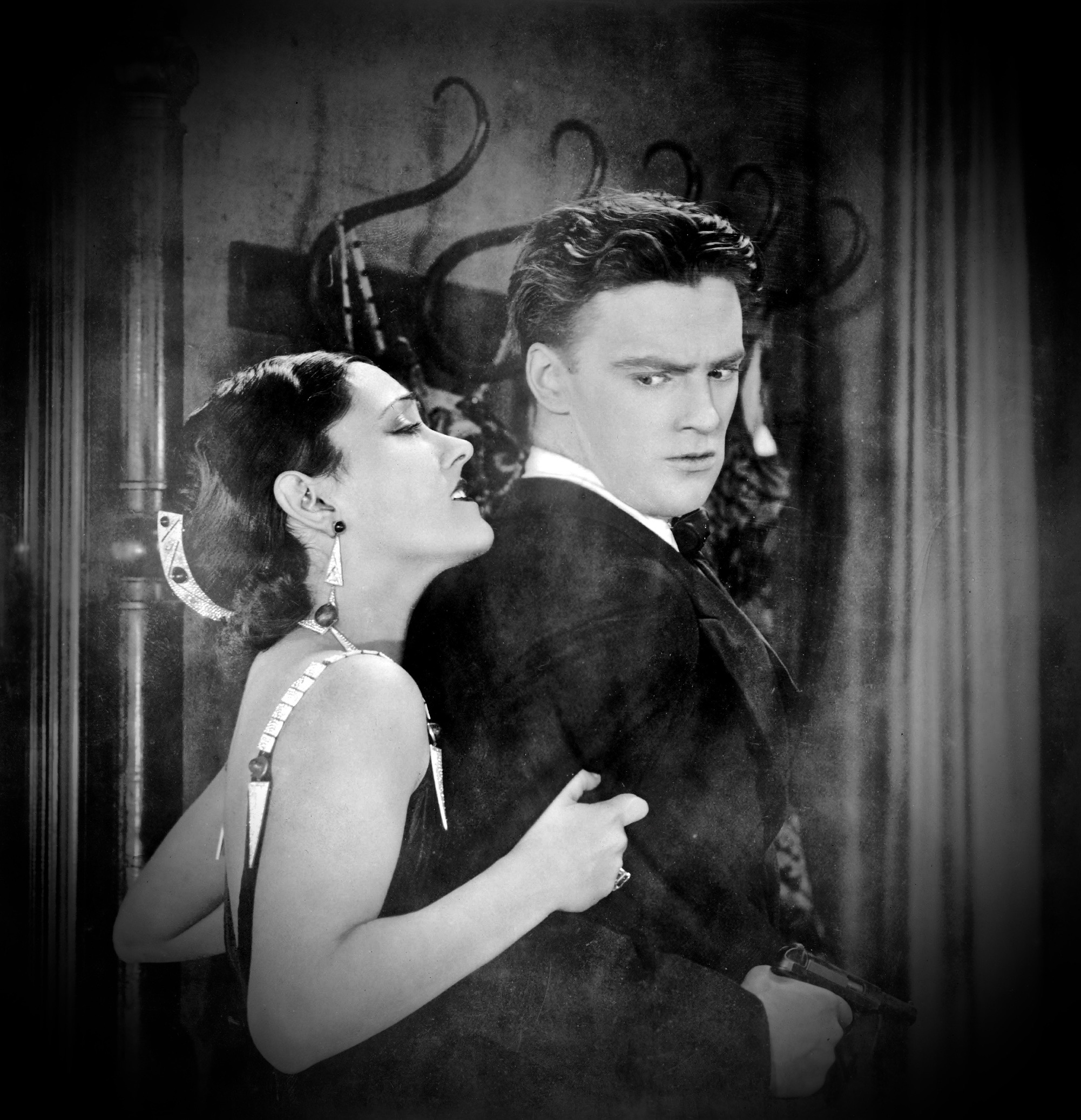 gloria swanson – BEGUILING HOLLYWOOD